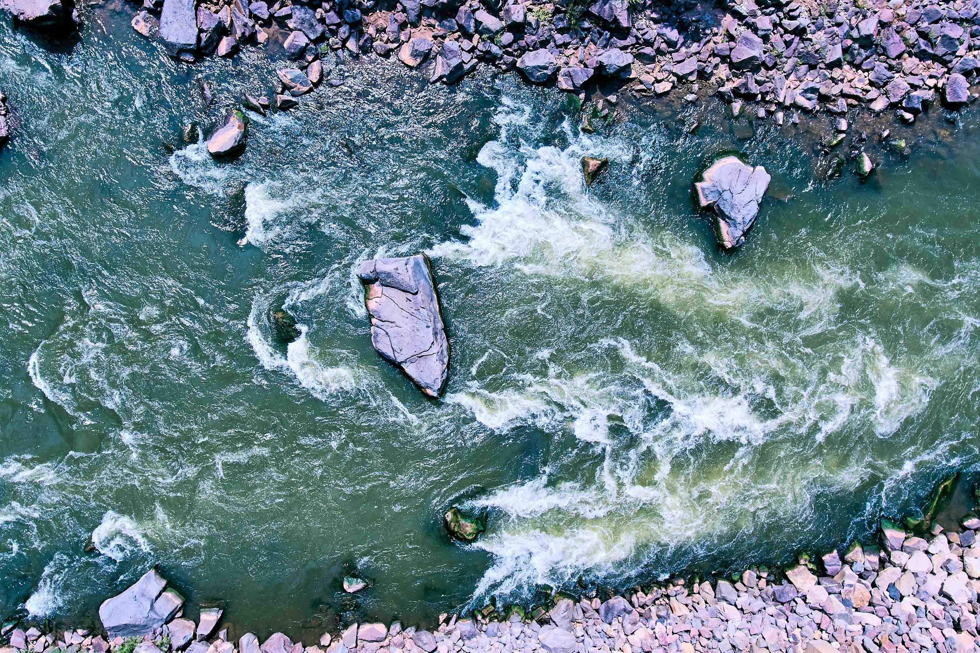 What is an Eddy in A River? Understanding Eddy Currents