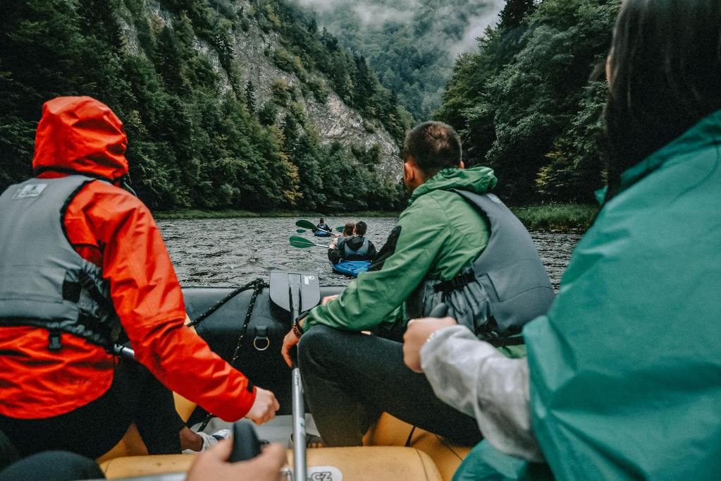 Materials that Provide Warmth When Wet | Rafting Clothing Guide